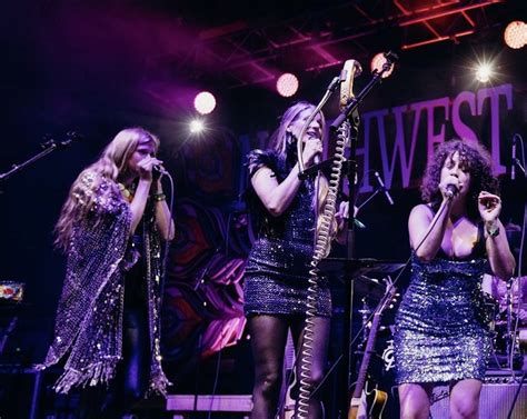 High Class Woman Feat Shook Twins Handmade Moments