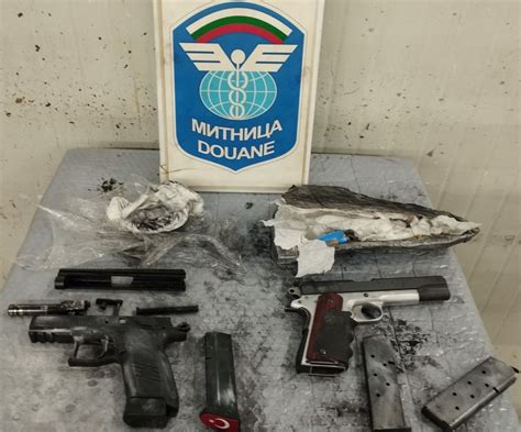 Турчин опита да мине през Капитан Андреево с два препасани пистолета