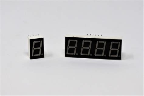 Segment Display With Arduino Uno ProteShea