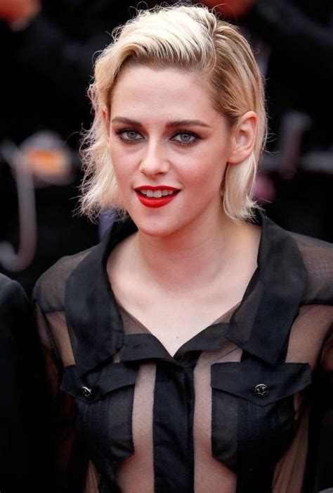 Kristen Stewart Bikini Wallpapers Hd Techiewheels Kristen Stewart