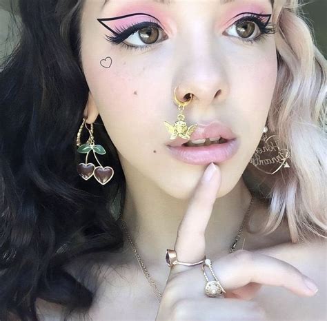 Pin By Chloe On Melanie Melanie Martinez Photography Melanie Martinez Melanie Martinez Concert