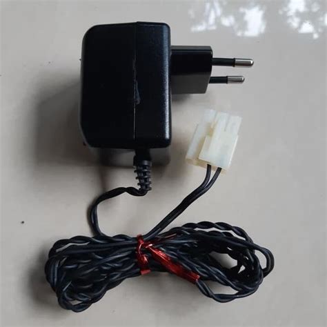 Jual Deskripsi Produk Charger Baterai Rc Car Socket Putih Pin Adapter Shopee Indonesia