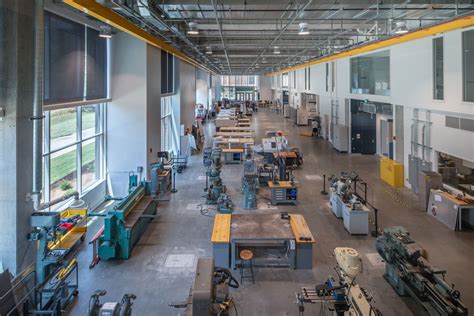 Shiel Sexton Engineering And Polytechnic Gateway