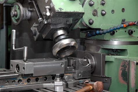 Cutting Fluid For Cnc Machining Cutting Fluid Types Functions And Selection Tips Cnclathing