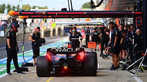 Problem Solving Under Pressure