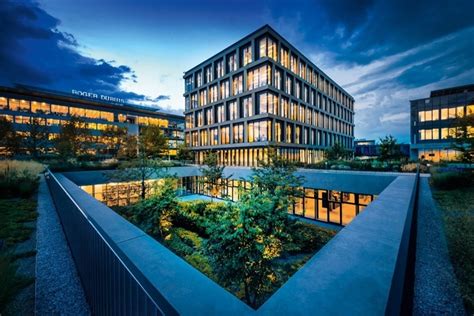 Richemont Le Club De Lélégance