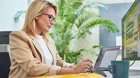 The Low Down On Payment Gateways For E Commerce Businesses Dhl Hong