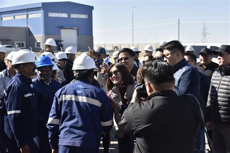 УИХ ын гишүүд Газрын тос боловсруулах үйлдвэрийн бүтээн байгуулалтын ажилтай танилцаж байна