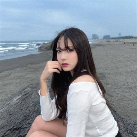 Xin Threads Say More