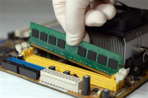 How To Reseat A Desktop Memory Module