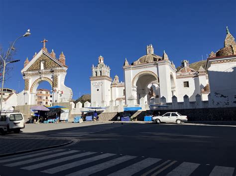 コパカバーナ・ボリビアの観光、治安情報 南米旅行・治安情報 ドリームジャーニー