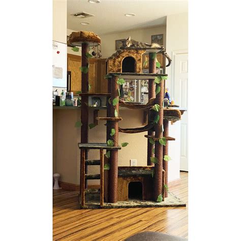Cat Castle Tower With Two Hammocks