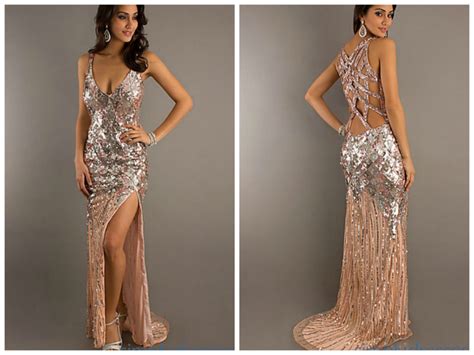 ტანსაცმლის და ტანსაცმლის და ფეხსაცმლის გამოწერა ツ