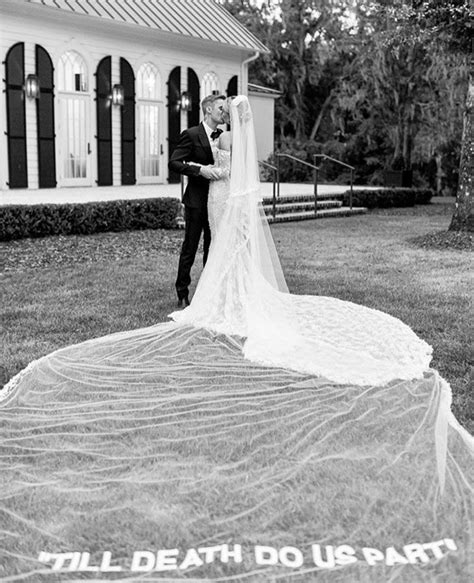 Take A Closer Look At Hailey Biebers Offwhite Wedding Dress