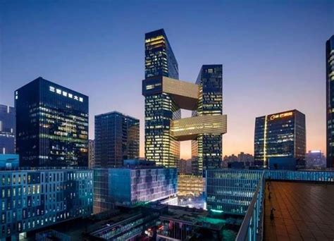 互联网容不下打工人 多个大厂又爆年末裁员财经头条