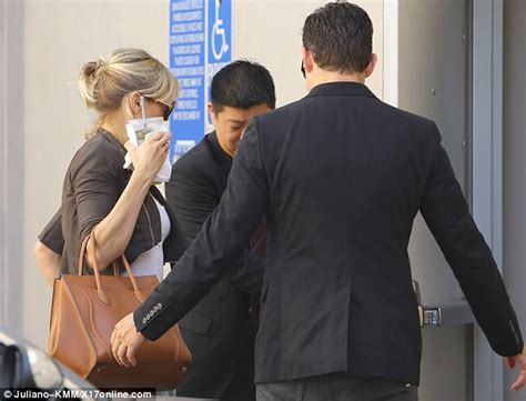 Cameron Diaz Hides Her Head As News Of Justins Romantic Nuptials With