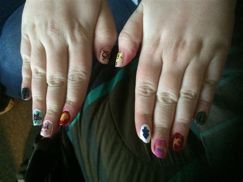 Gravity Falls Nails For The New Episode Tonight X Post R Redditlaqueristas Gravityfalls