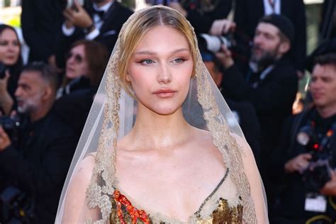 Fans Are Rediscovering Agt Winner Grace Vanderwaal On Tiktok