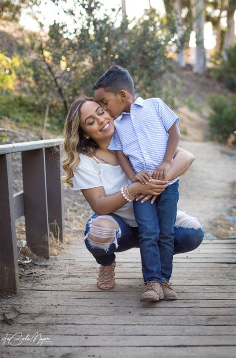 Mother And Son Photo Mother Son Photos Son Photo Ideas Mommy Son Pictures
