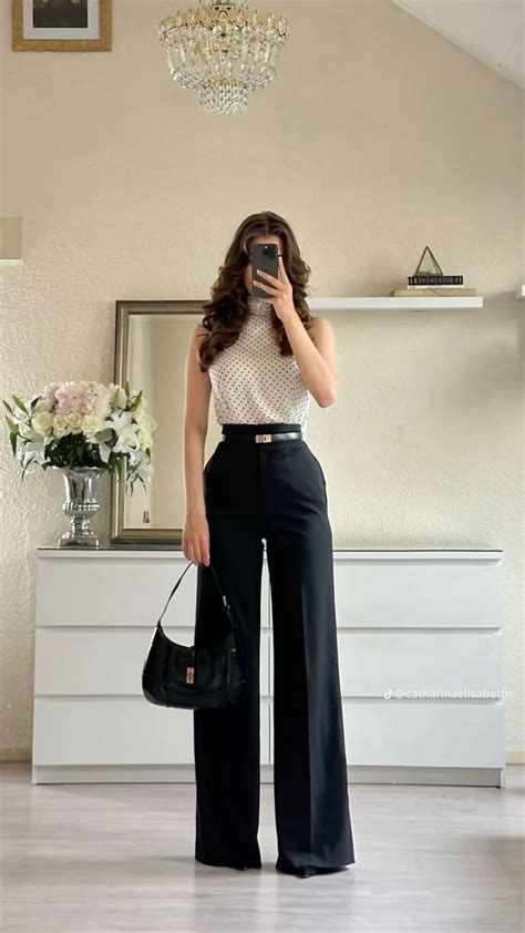 Fashion Mistakes That Instantly Make You Look Older How To Dress
