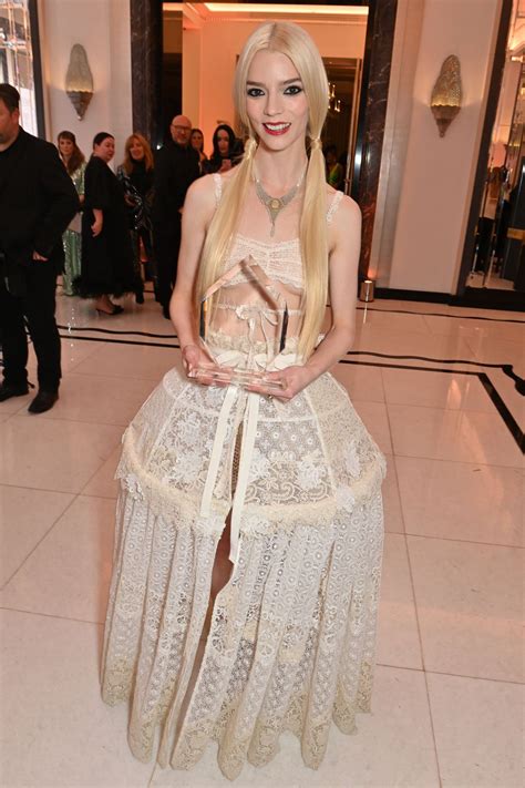 Anya Taylor Joy Braless Nipples Hot Celebs Home