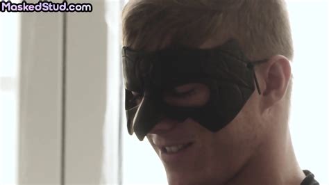 Masked Str Stud With Athletic Body Cums After Solo Handjob