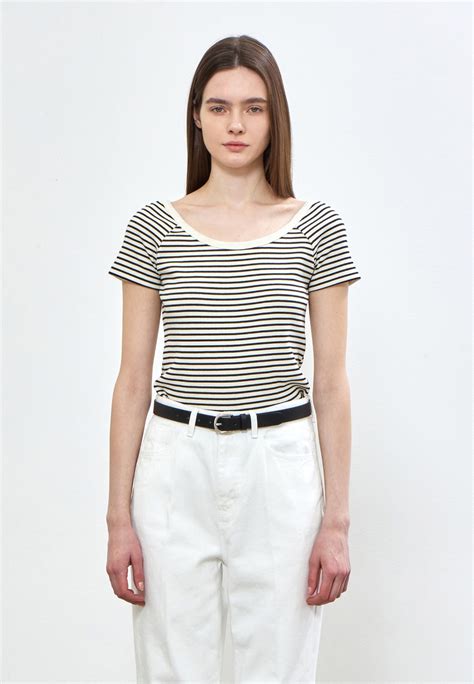 노티아 Wide Neck Cap Sleeve T Shirts Black Stripe 위시버킷