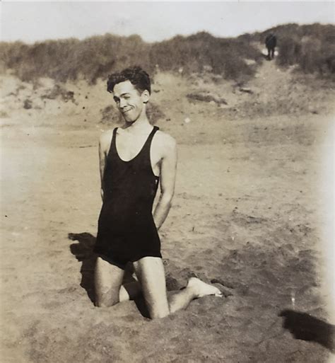 Old School Beach Fashion And Fun Vintage Beach Photos Youll Love Part