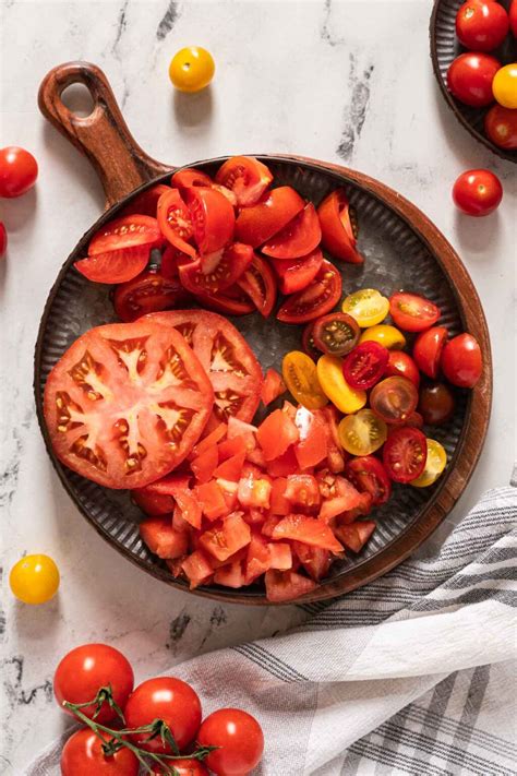 How To Cut Tomatoes For Salad Peel With Zeal