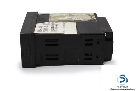 Jumo 70303110 001 000 00 000 01050061 Compact Microprocessor