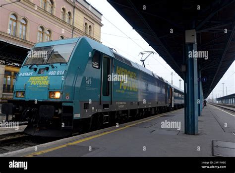 Mav Hungarian State Railways Vectron Electric Locomotive At Keleti Station Budapest Hungary