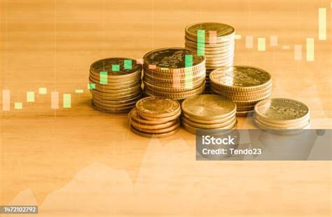 거래 그래프와 금금 동전의 스택 금융 투자 개념은 배경으로 사용할 수 있습니다 0명에 대한 스톡 사진 및 기타 이미지 0명