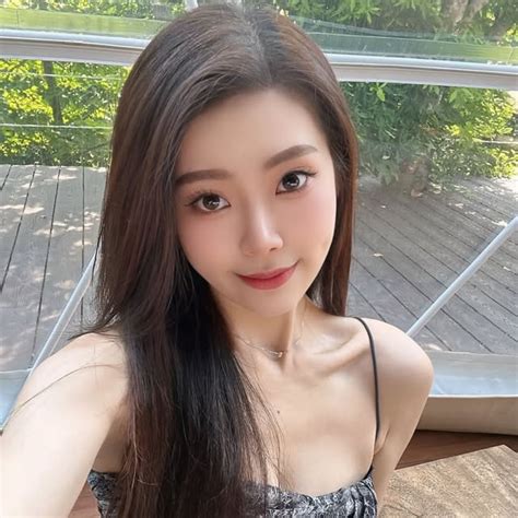 Vivian Vvivian0113 On Threads