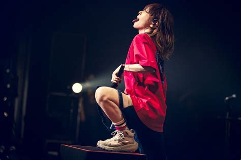 aiko、「aiko Live Tour「Love Like Pop vol.23」」スタート。アナログ・レコード第2弾として4タイトルが8月30日同時リリース - TOWER RECORDS ...