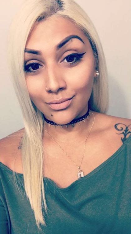 She Knows Her Pics Are Being Captioned By Goon Per Tumbex