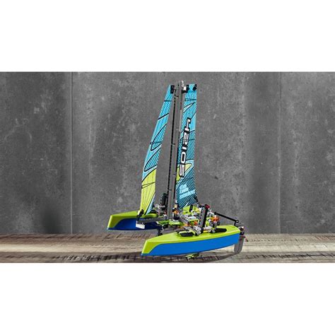 LEGO® Technic 42105 Katamarán | 4KIDS.cz