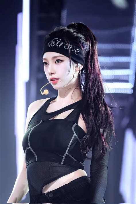 인기가요 ⛓️에스파⛓️미션포토 진짜 진짜 진짜 최종  팬플러스 커뮤니티