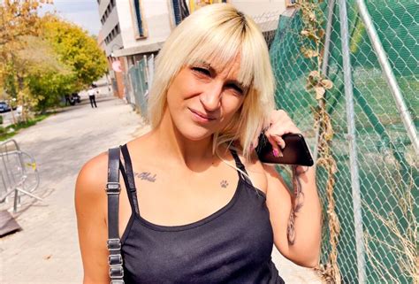 Putalocura Yari Pillada En La Calle Pilladas Torbe 05 11 Xwarez