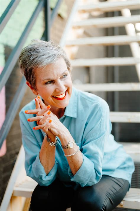 Quill Quill Hawk Publishing Is Excited To Welcome Renée Hill To The