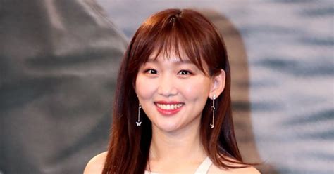 포토 배우 진기주 첫 주연이에요