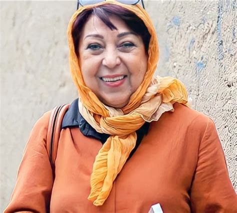 جذابیت بی حد و حصر مسن ترین خانم بازیگر صداوسیما عکس ها