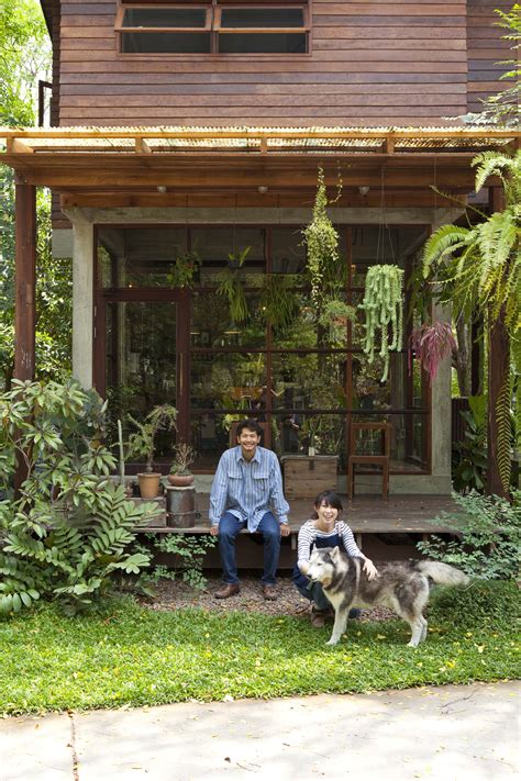 มีรูปบ้านอบอุ่นแบบไม้ๆมาฝากกันครับ ใครที่ชอบบ้านที่ดูอบอุ่นแบบไทยๆ ดูใกล้ชิดกับธรรมชาติ บ้านไม้