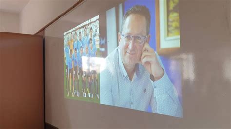 Писателят Георги Бърдаров Най хубавата новина е че за 1 година над 530 000 читатели са заели