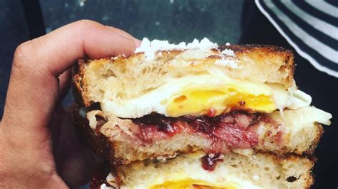 Cheezus Restaurants In Downtown Arts District Los Angeles