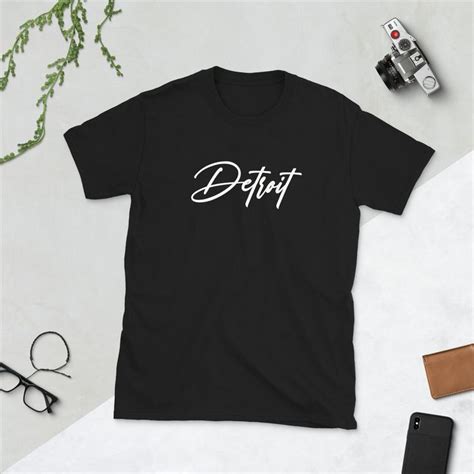 Detroit Shirt Michigan Shirt Detroit Mi Crewneck T Shirt Short