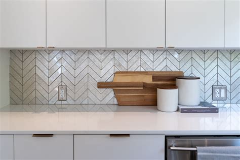 Top Kitchen Backsplash Tile Patterns And Installation Styles Top Kitchen Backsplash Tile Patterns And Installation Styles