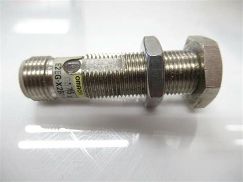E2eg X2b1 M1 Omron Proximity Sensorinductive Pnpm12 Connectorused