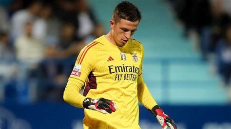 Бенфіка Порту тренер орлів розповів чи зіграє Трубін у дербі — Спорт 24