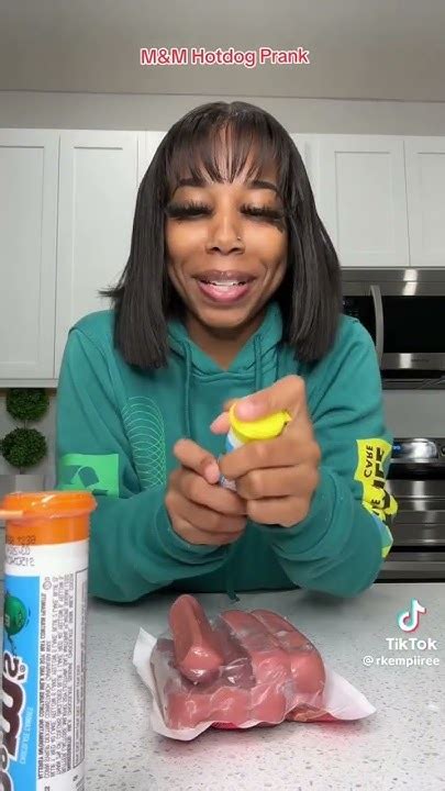 🥵‼️ Girlfriend Puts A Big Glizzy In Her Stud Girlfriend Mouth🥵‼️ Must