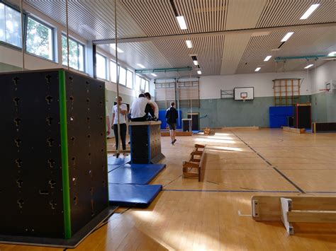 Neuer Hallenboden: Bethe-Stiftung unterstützt Spendenaktion der TS 79 ...
